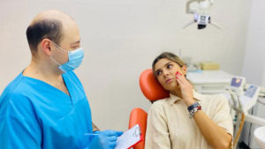 Abces Dentar: Extractie sau Tratamentul Infectiei la Radacina?